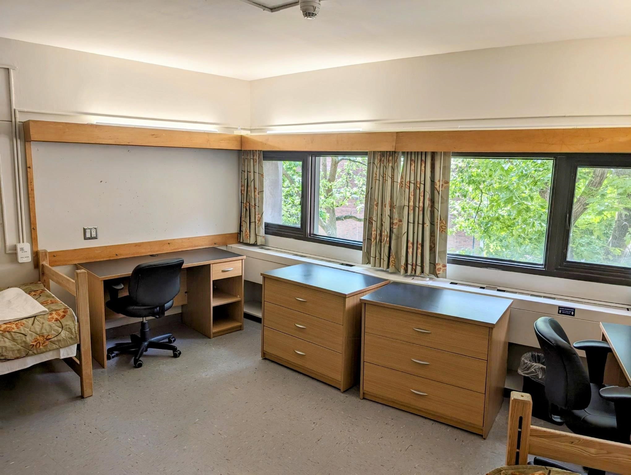 Residence Rooms and Tours - New College